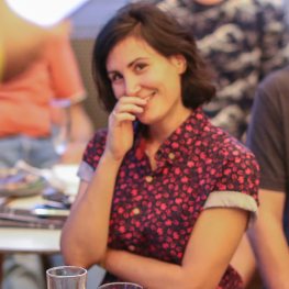 Lisa Tassone – Medium