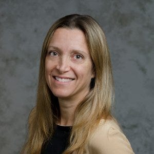 Ariella Shoham – Medium