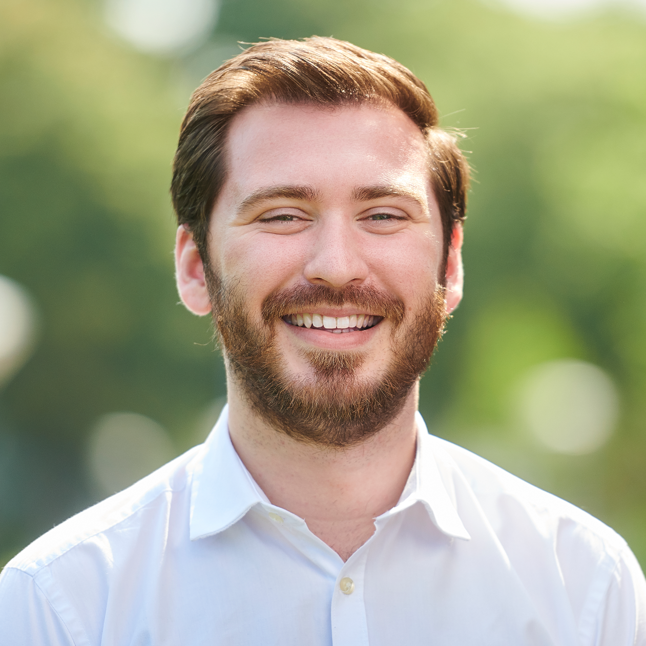 Louis Roberts – Medium