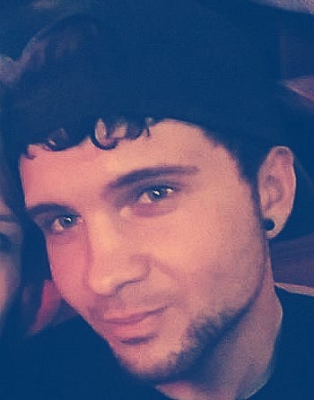 About – Derrik Snyder – Medium