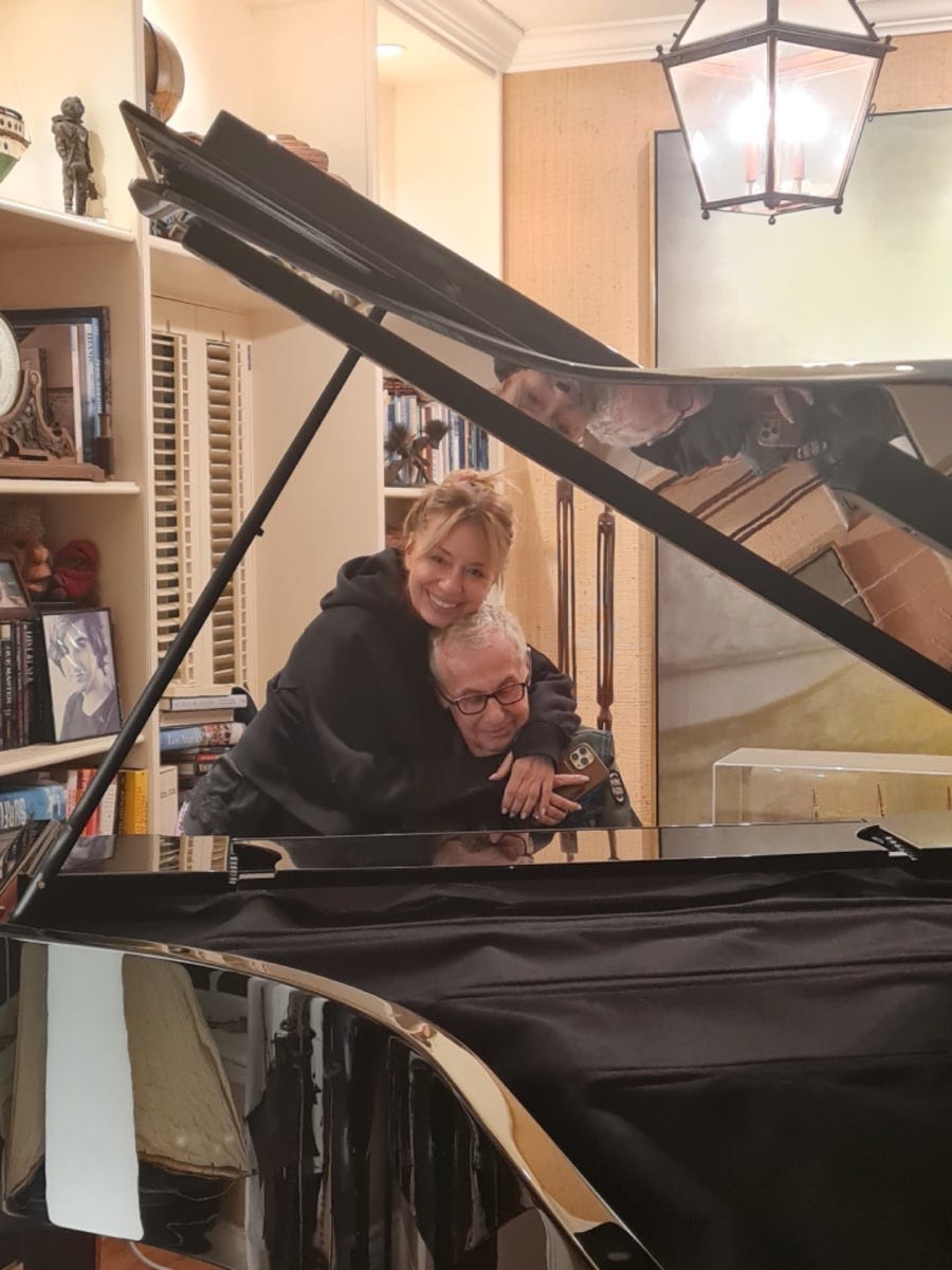 Yuri Spiro – Medium