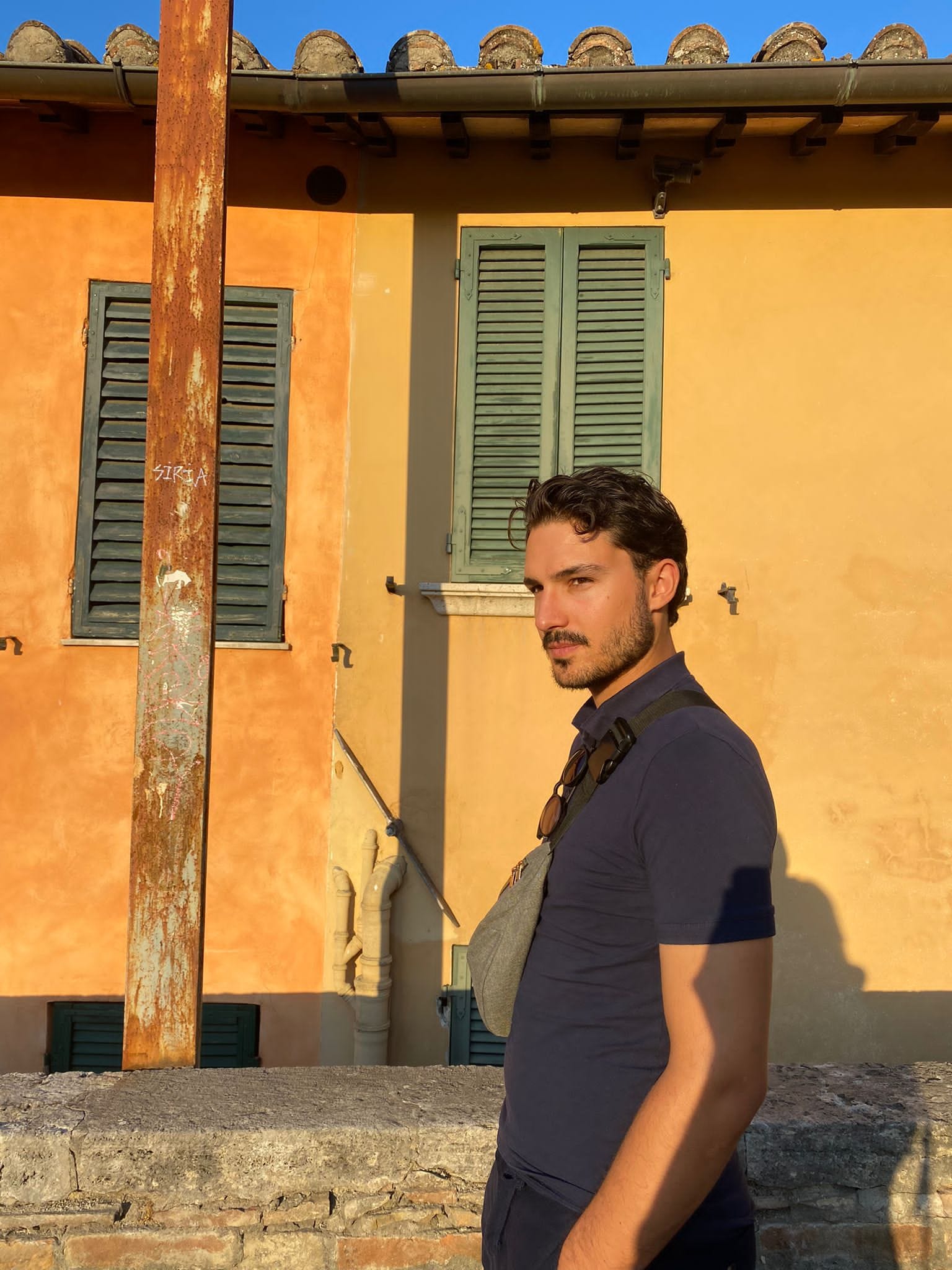 Tristan Roth – Medium Tristan Roth – Medium