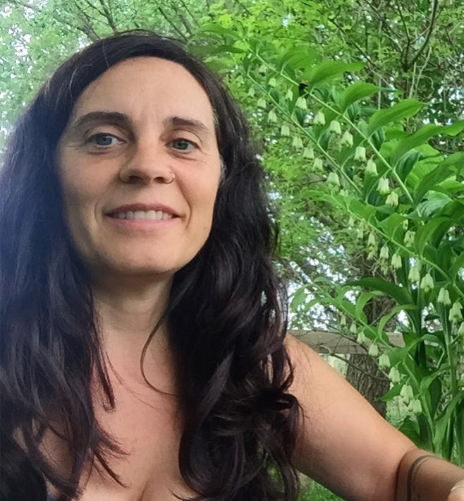 Lisa Fazio – Medium