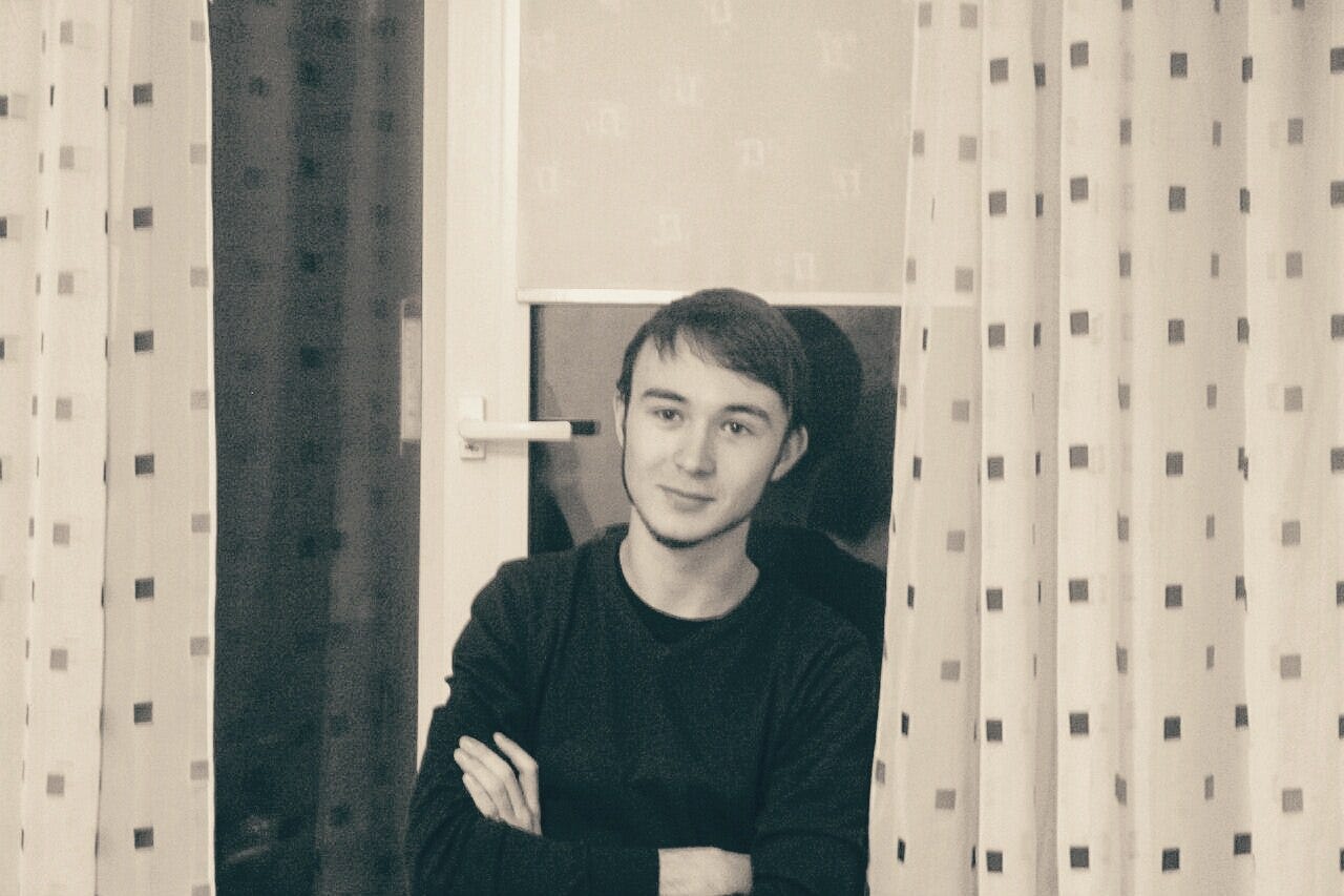 Kirill Khlopko – Medium