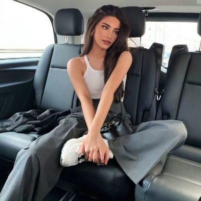 Suzanne Henry – Medium