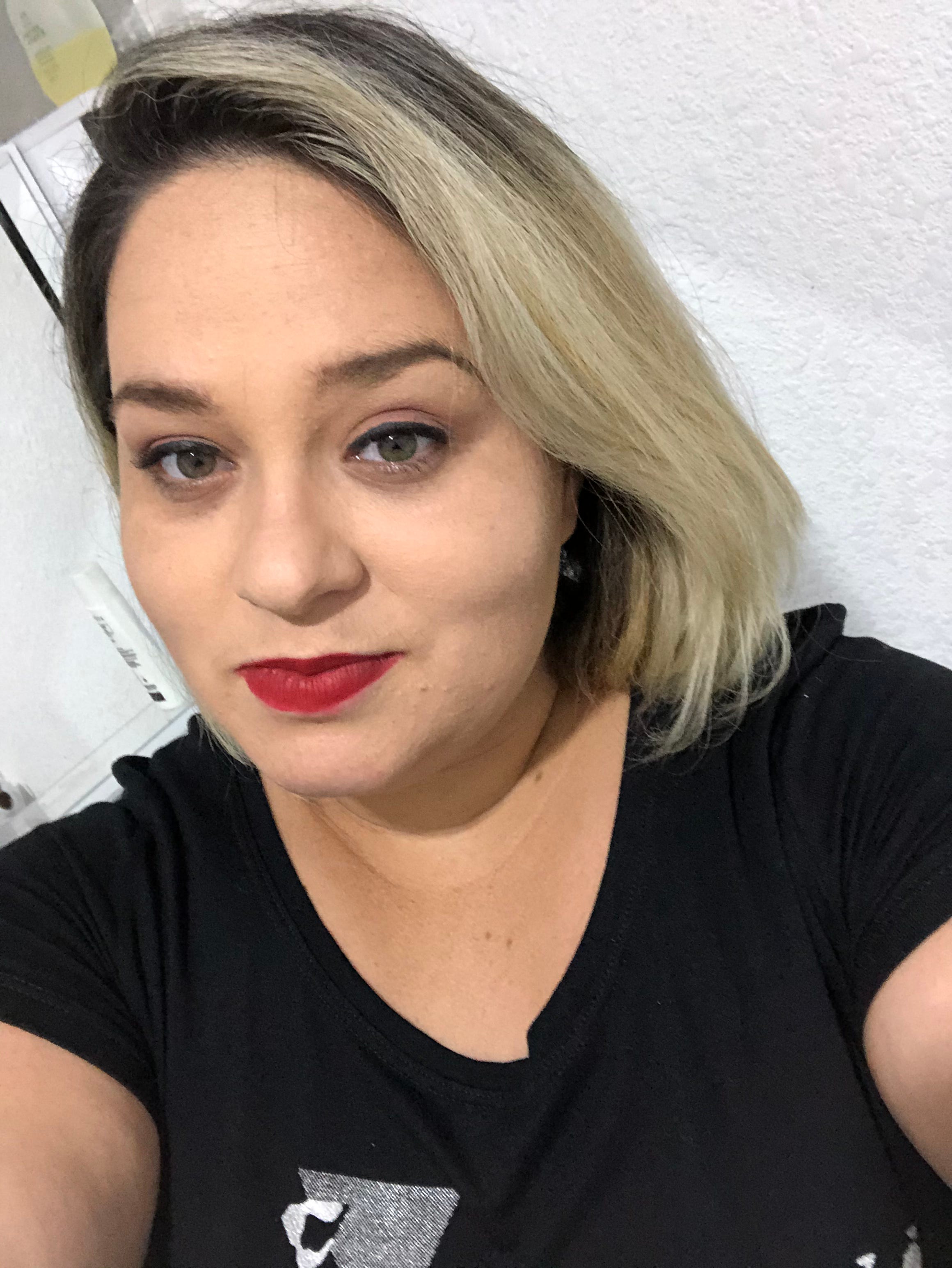 KELLY CASTRO – Medium