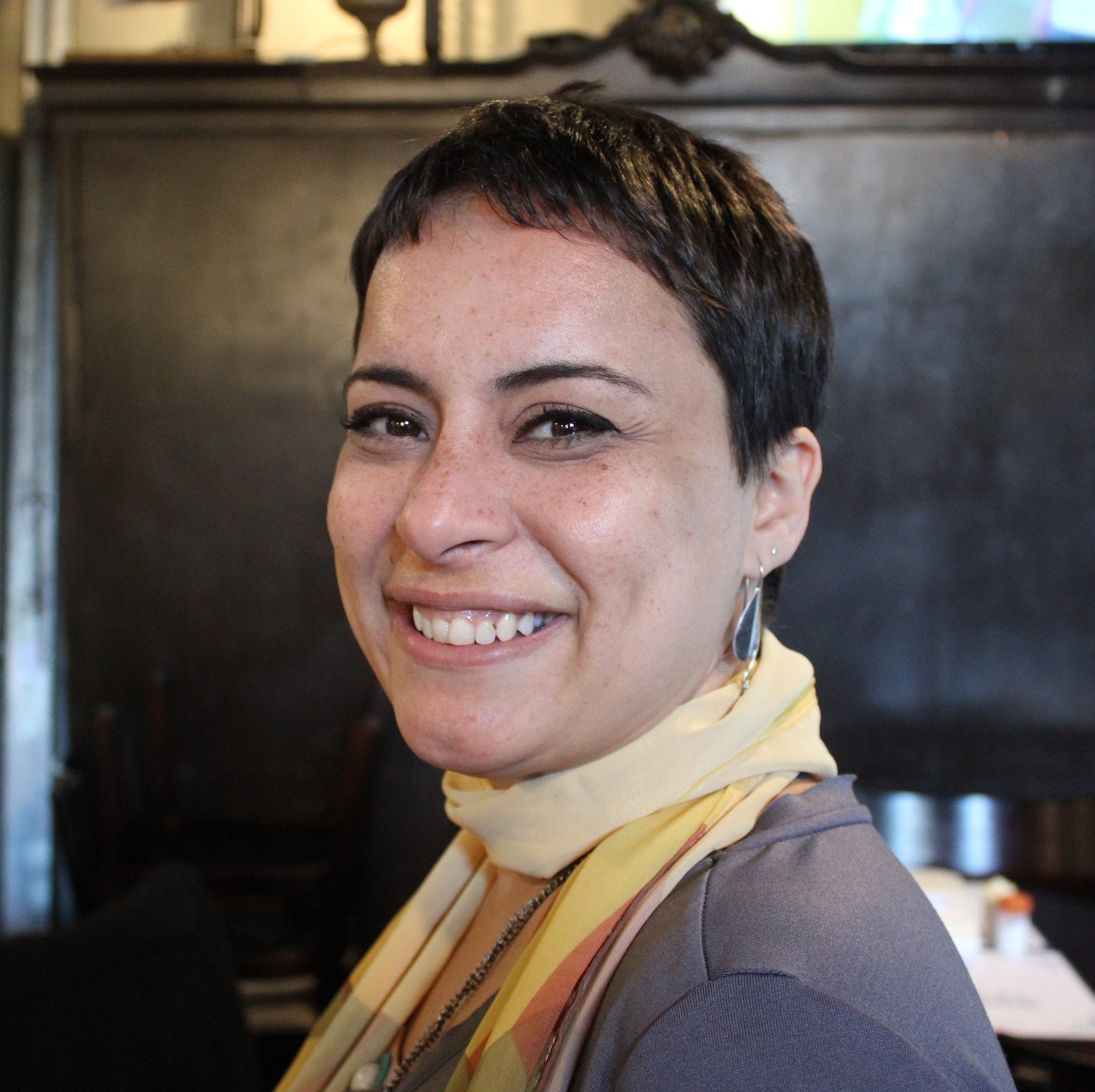 Adriana Vóvio Spinola – Medium
