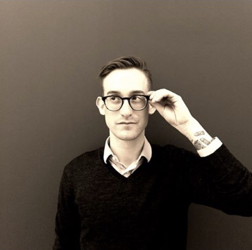 Louis Tur – Medium