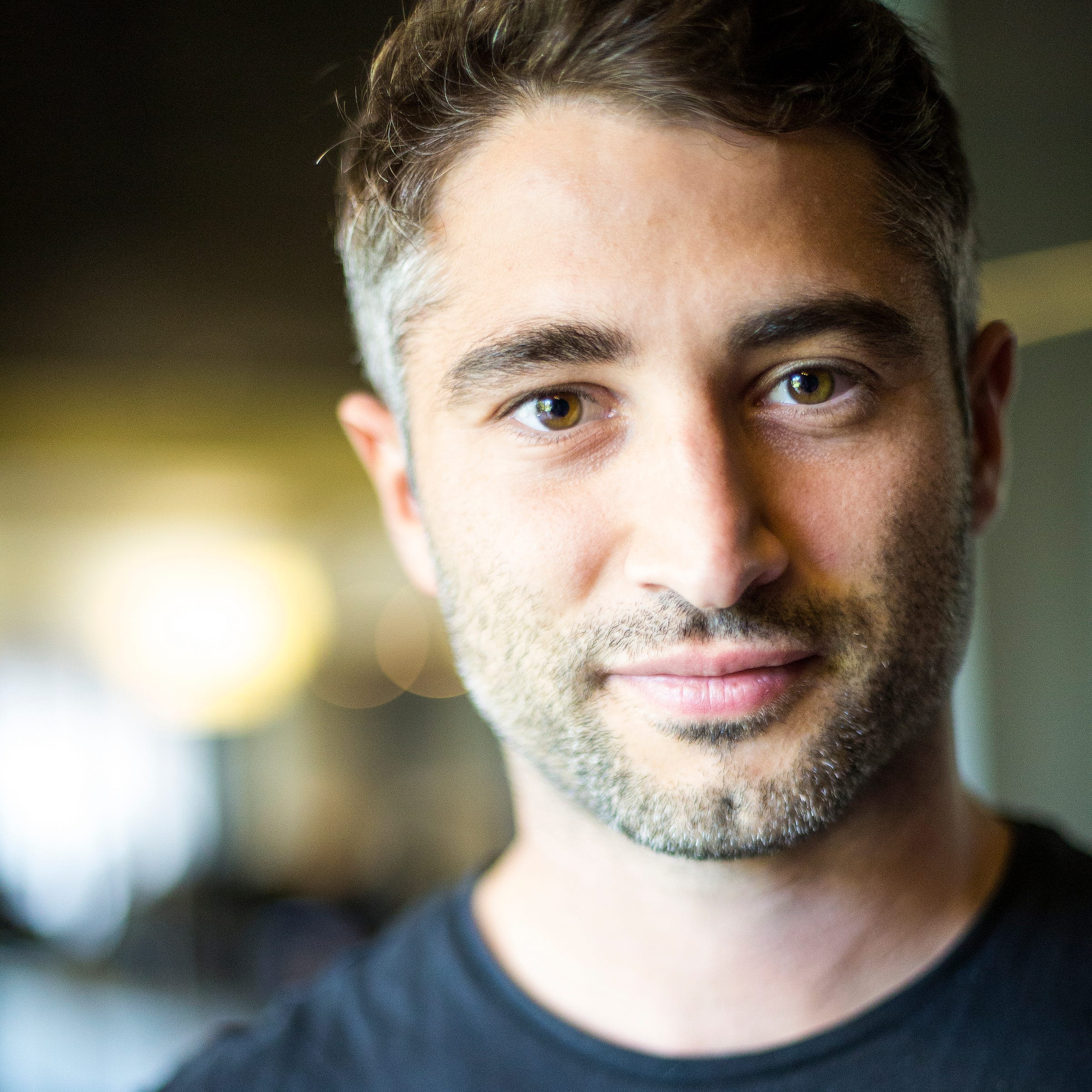 Yannis – Medium