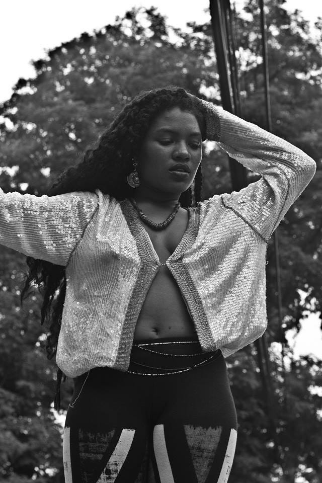 Sade Stevens – Medium