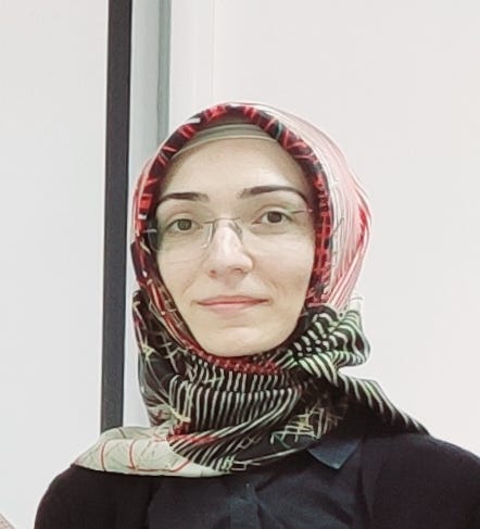 Fatma Gumus – Medium