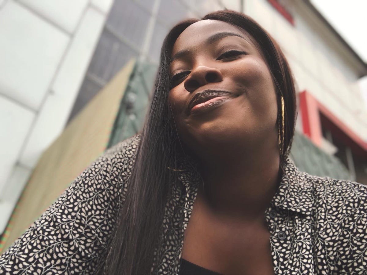 Joanne Davies – Medium