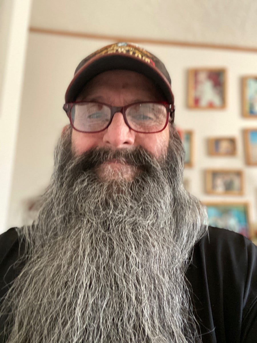 Daniel Hodges – Medium