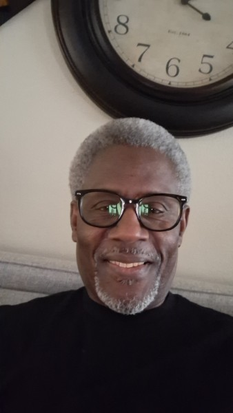 Daryl J. Hall – Medium