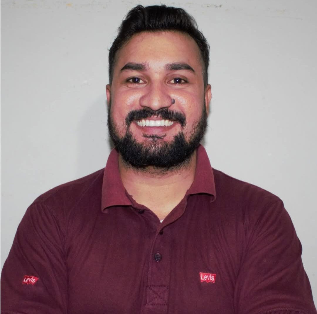 Aftab Tariq – Medium