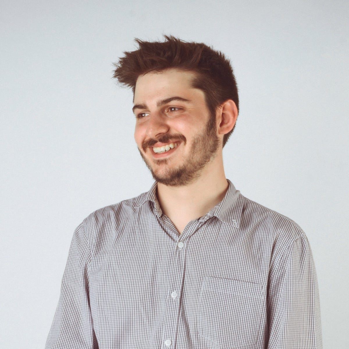 Andrea Taverna – Medium