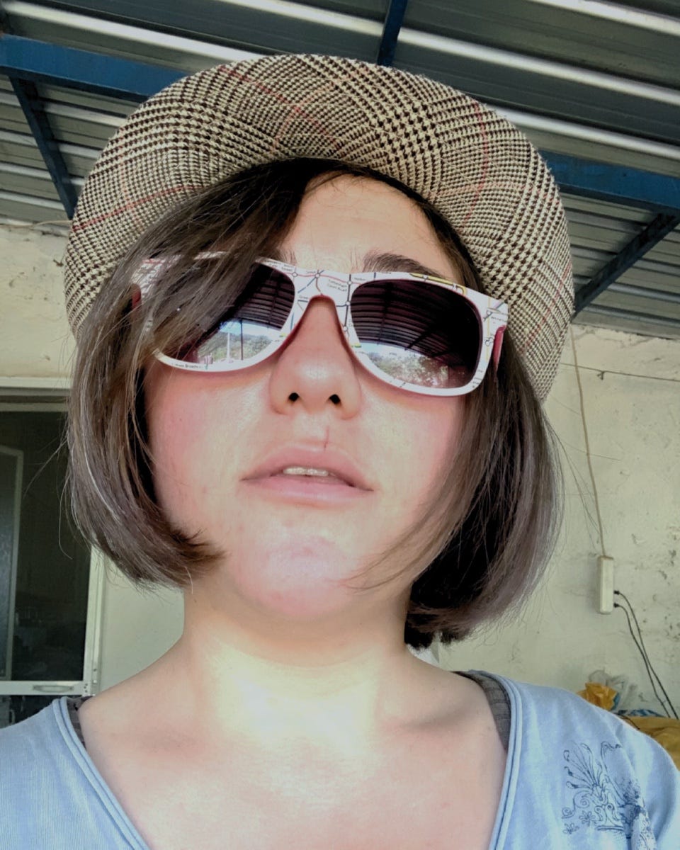 Kendi Ekseninde – Medium