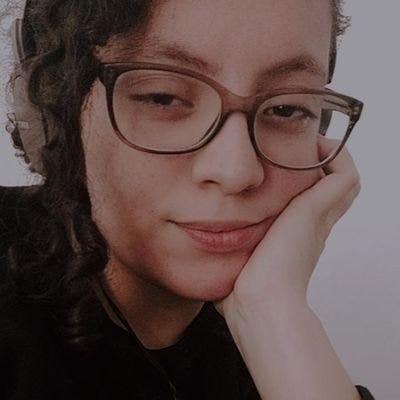 Ángela Castillo – Medium
