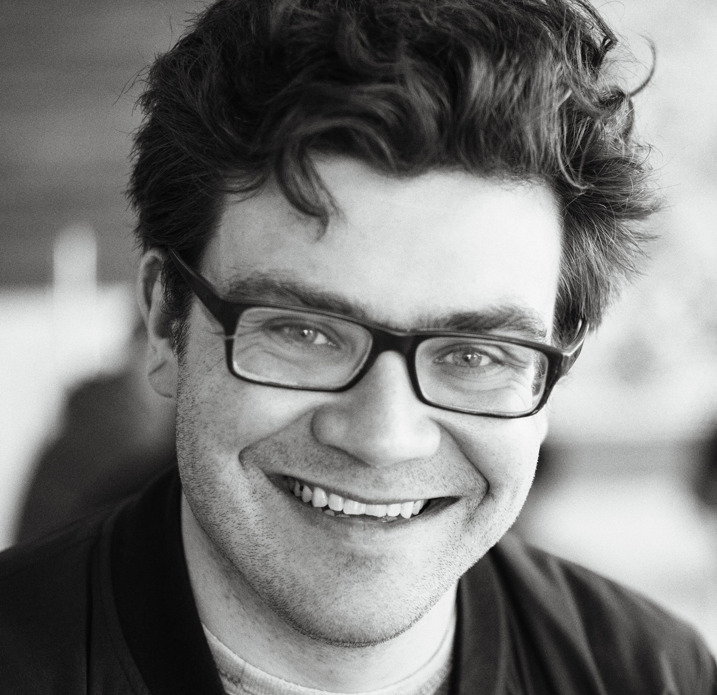 Daniel Furse – Medium