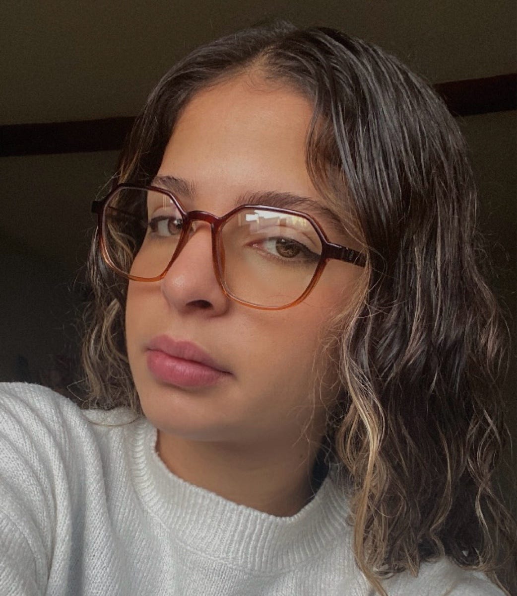 Basak Karadeniz – Medium