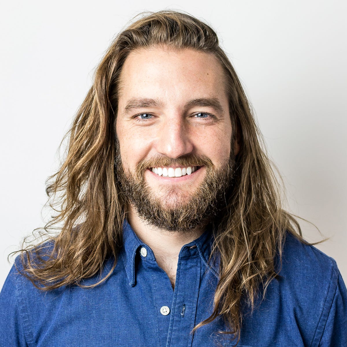 Adam Bohannon – Medium