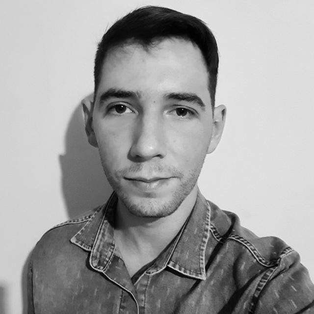 Erik Lucas Da Rocha – Medium