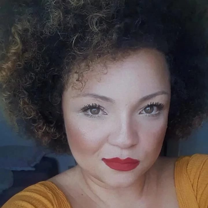 About – Ana G – Medium