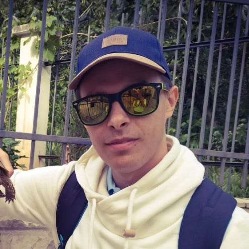 Alex Tamm – Medium