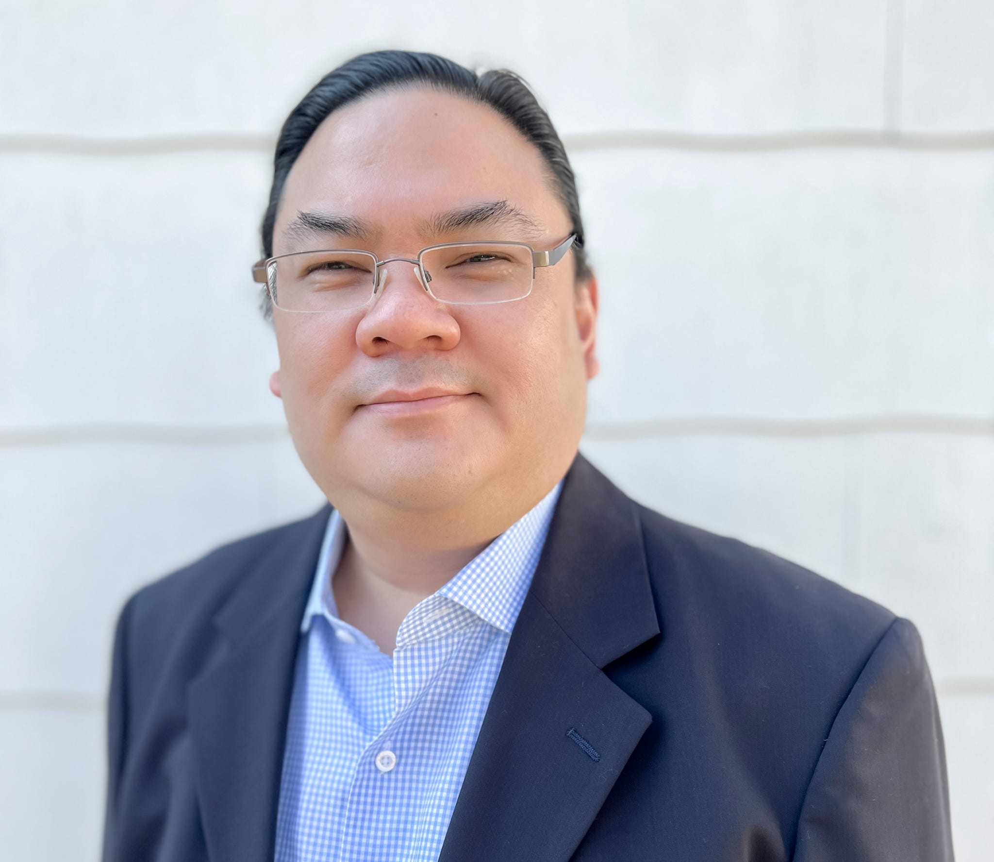 mike bernardo – Medium