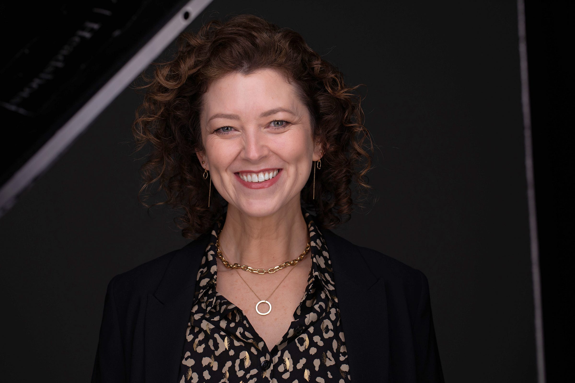 Michelle Wallace – Medium