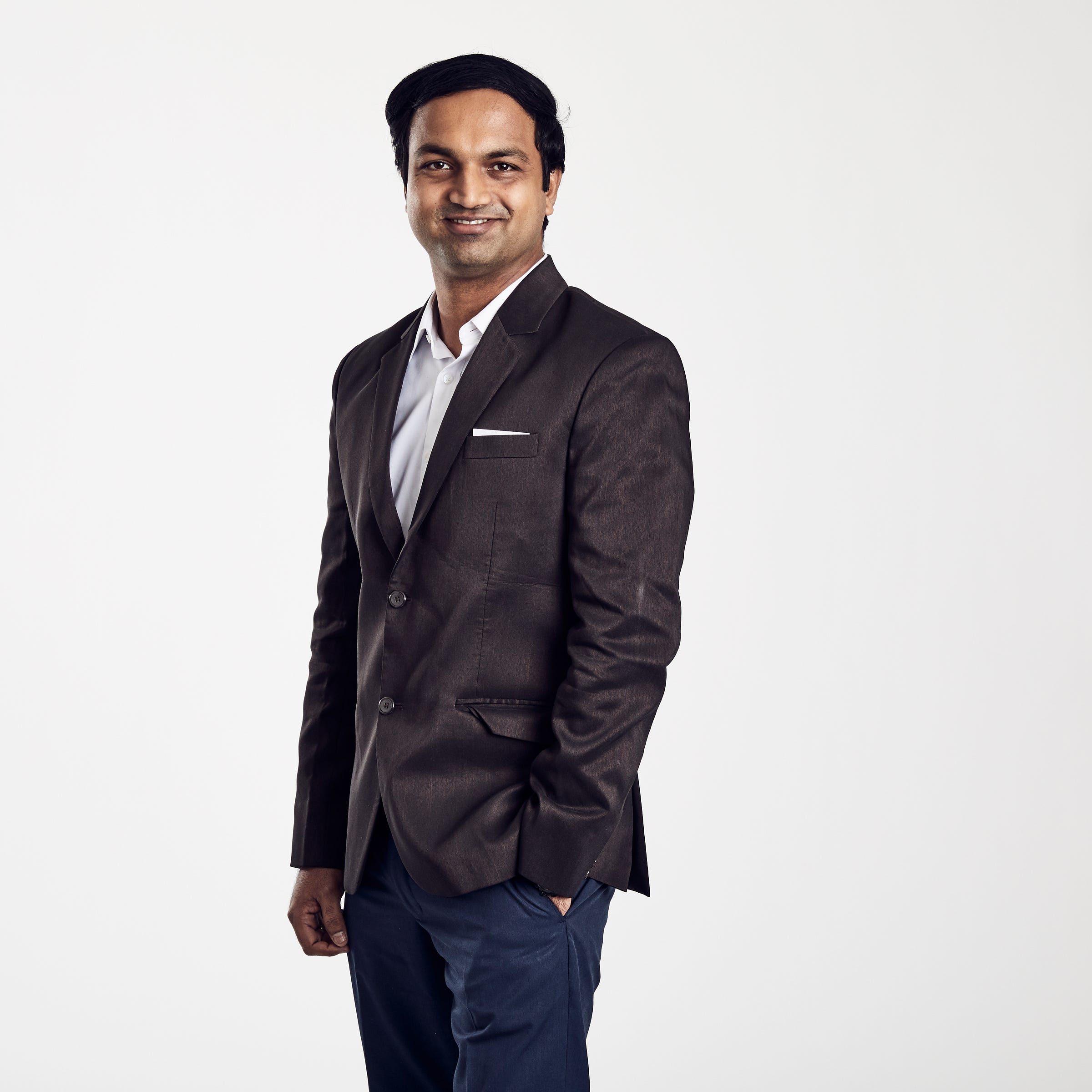 Nijesh Kanjinghat – Medium