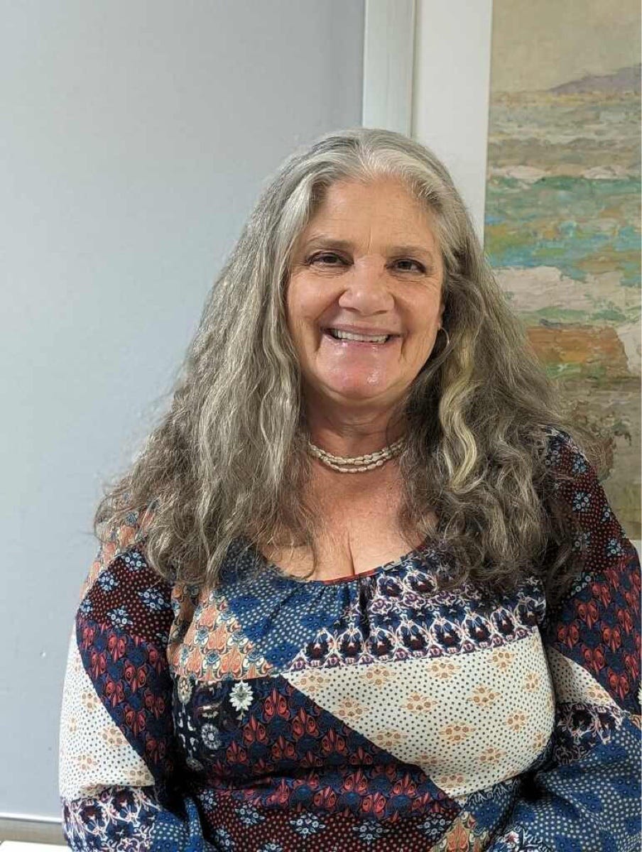 Deborah Strong – Medium
