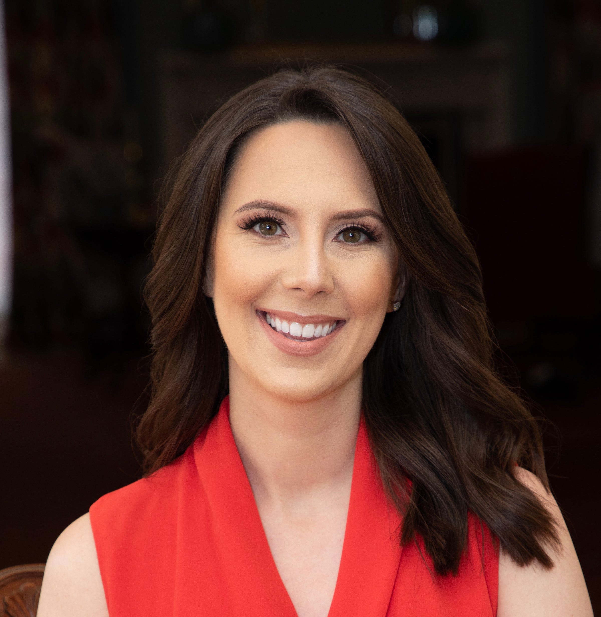 Leslie Keyes – Medium
