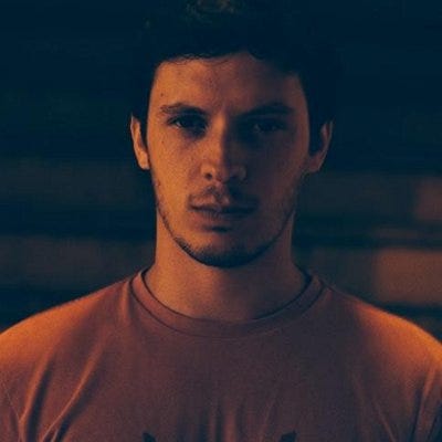 Renato Costa – Medium