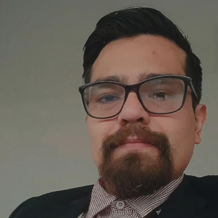 Eduardo Rincon – Medium