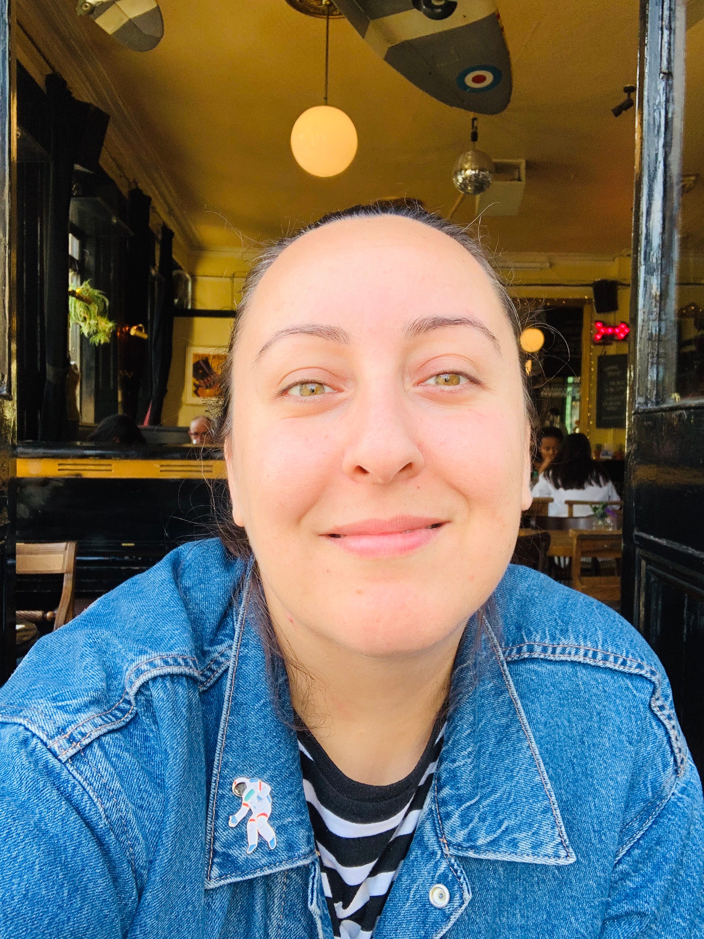 Hande Cinar – Medium