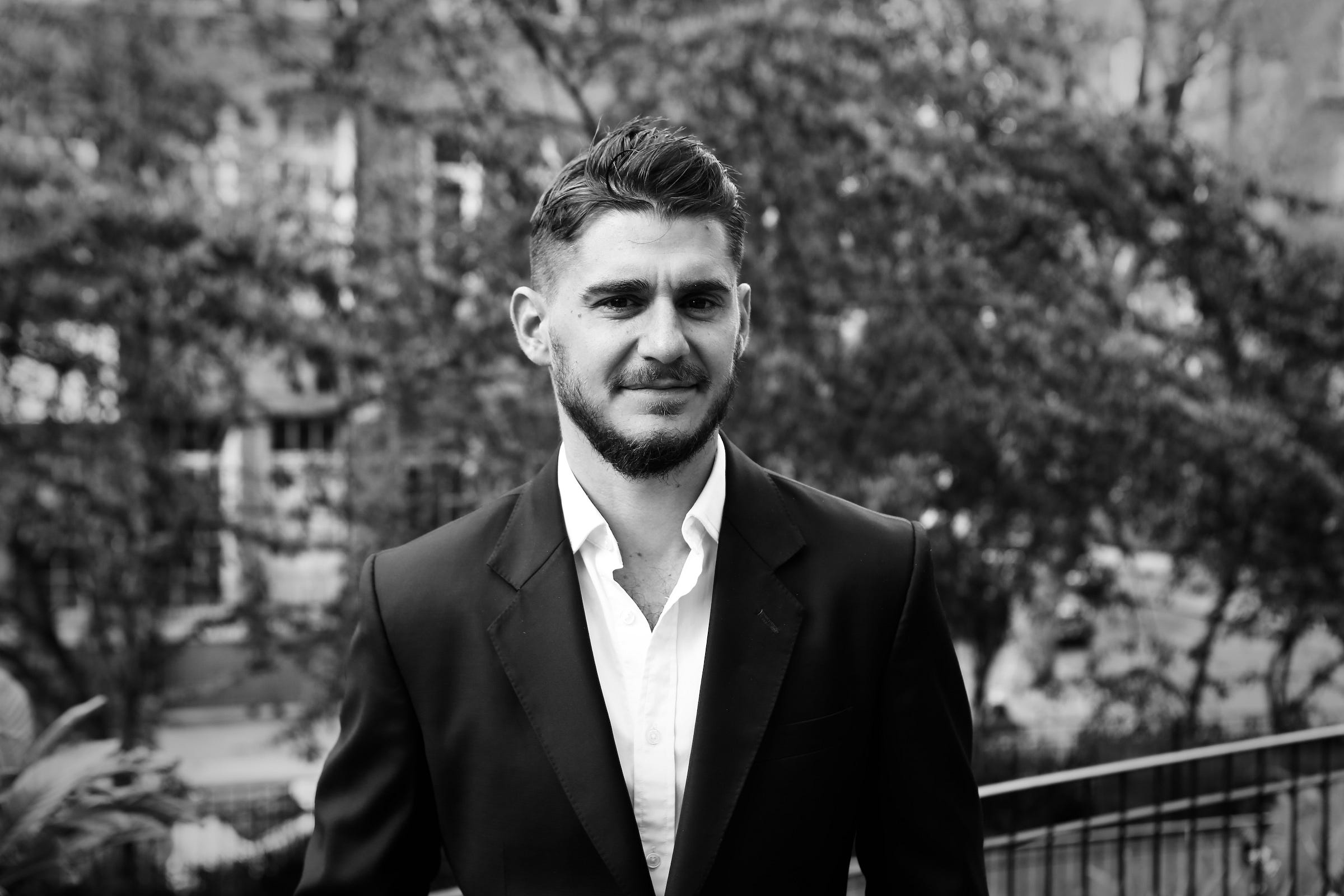 Johann Bornman – Medium