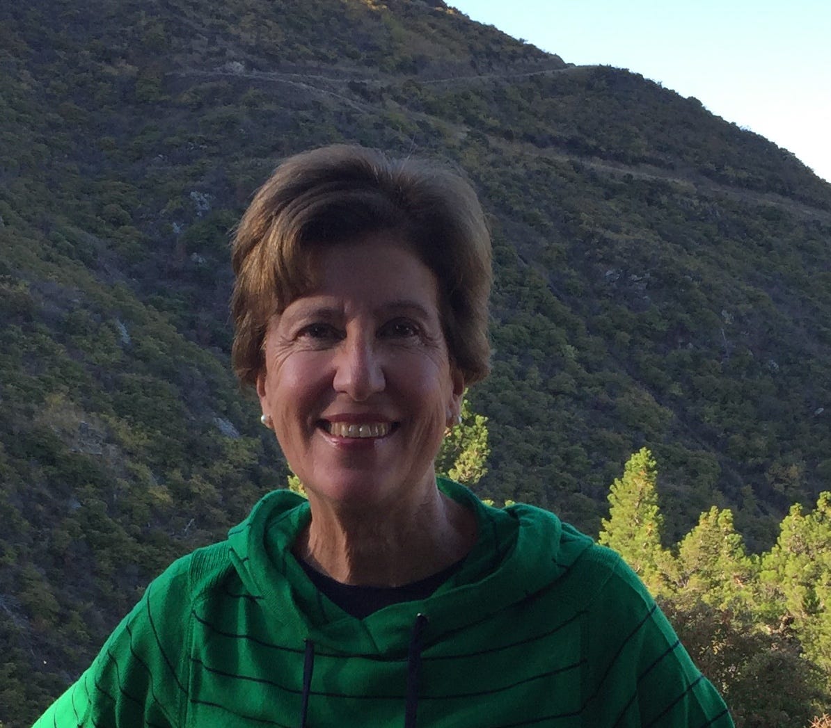 Maria Sardi – Medium