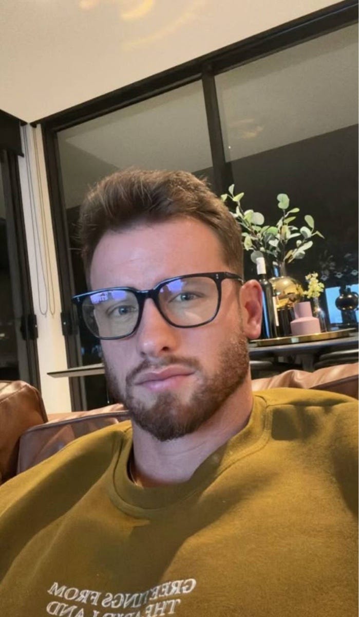 About – Derrick Tankey – Medium
