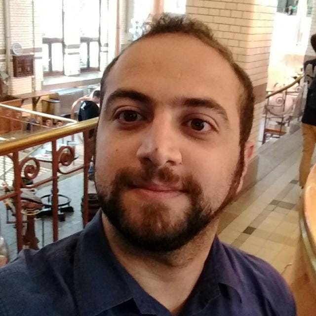 Paulo Saad – Medium