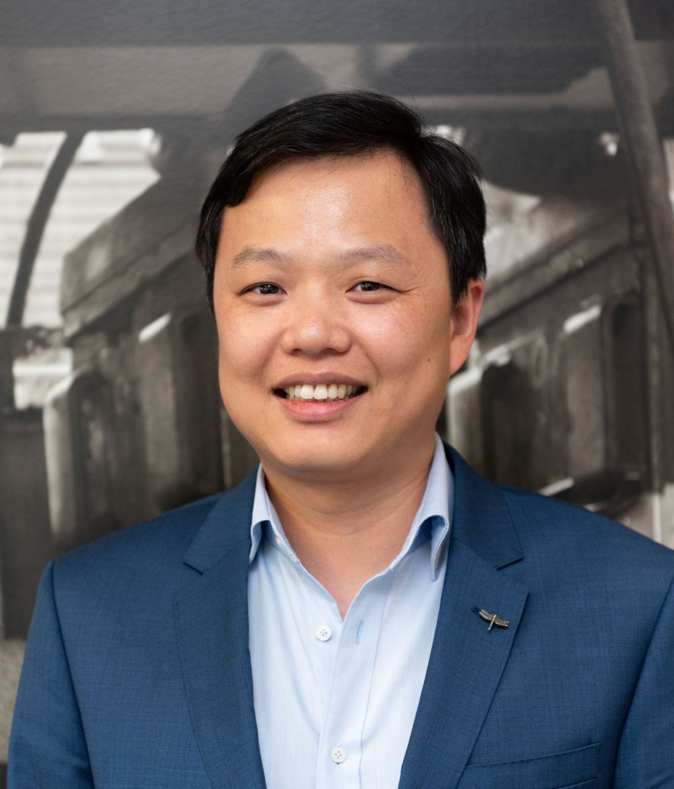 Wen Luo – Medium