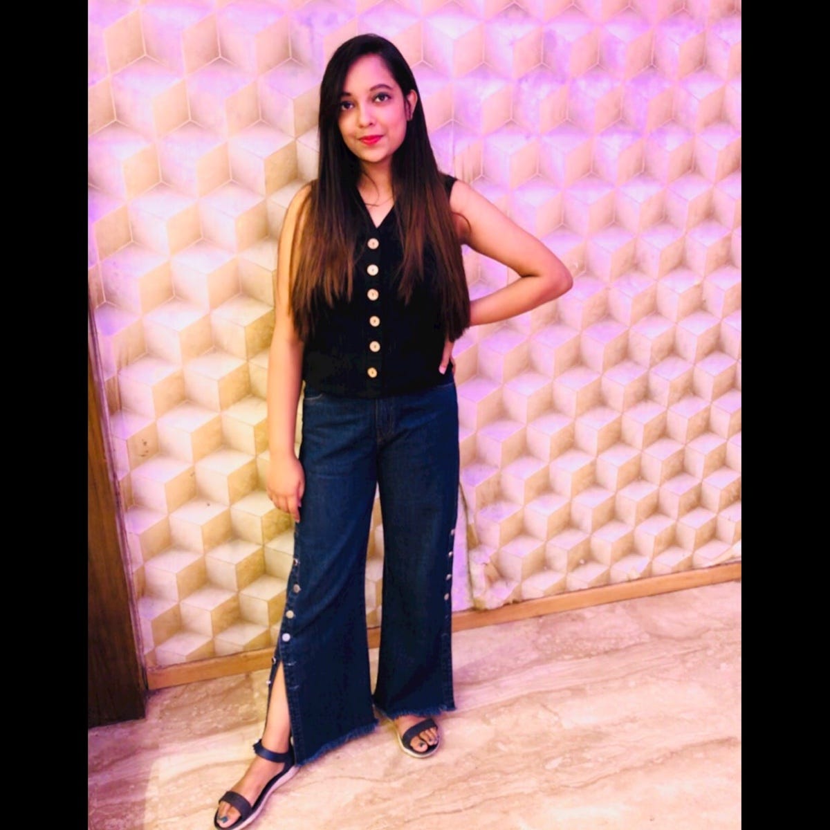 Diksha Jaiswal Medium