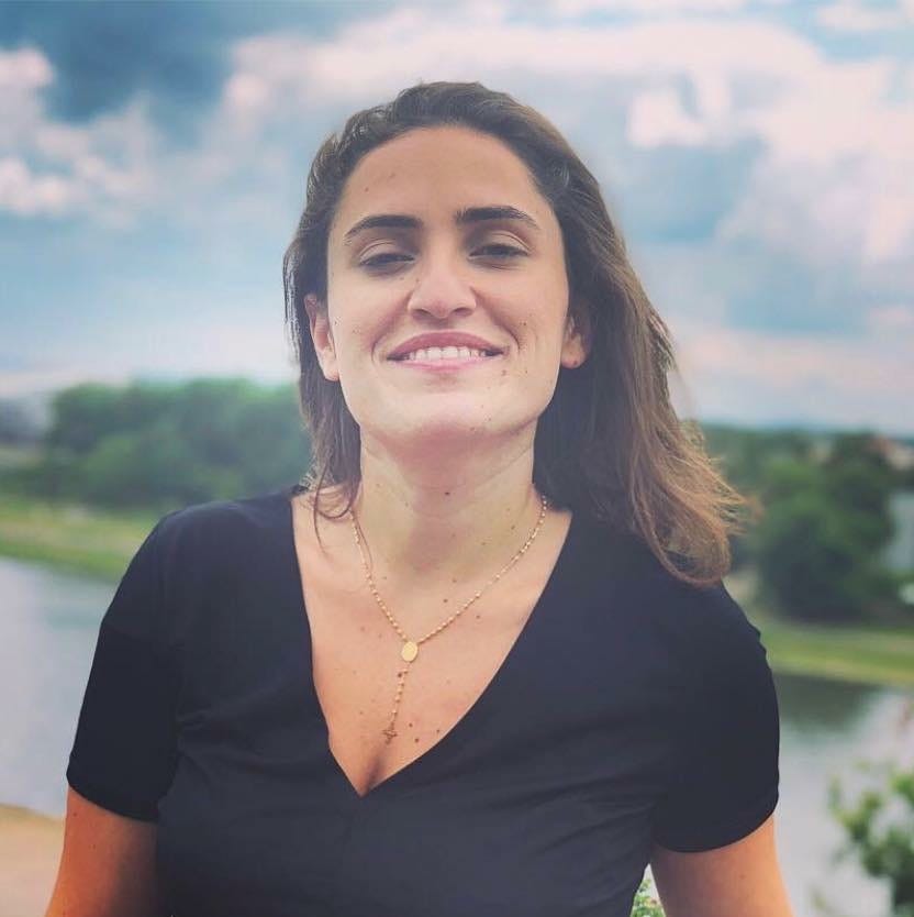 Anna Maria Haddad – Medium
