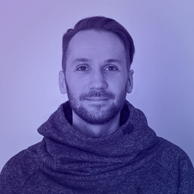 Csaba “Ed” Schreiner – Medium