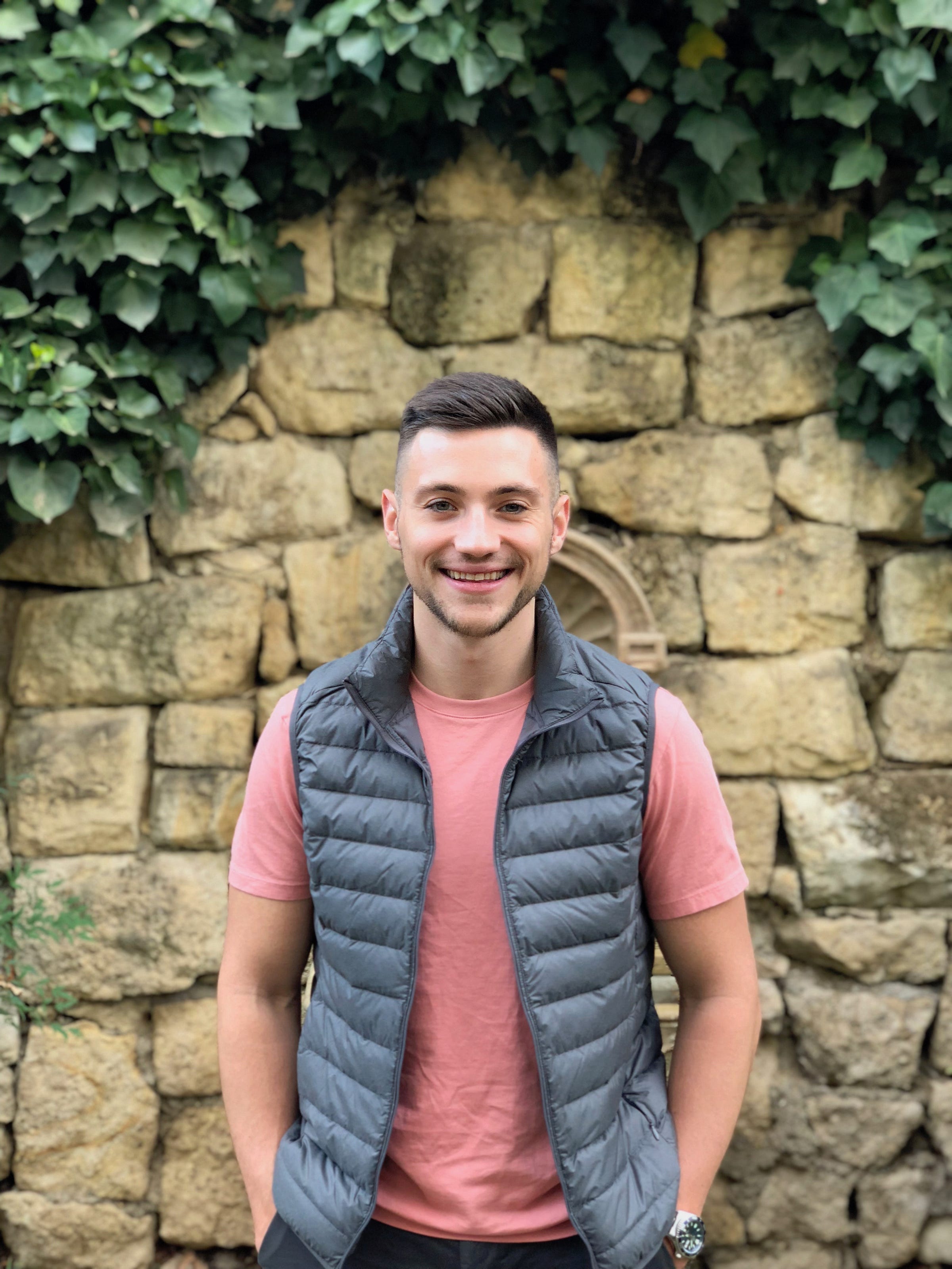 Kevin Gary – Medium