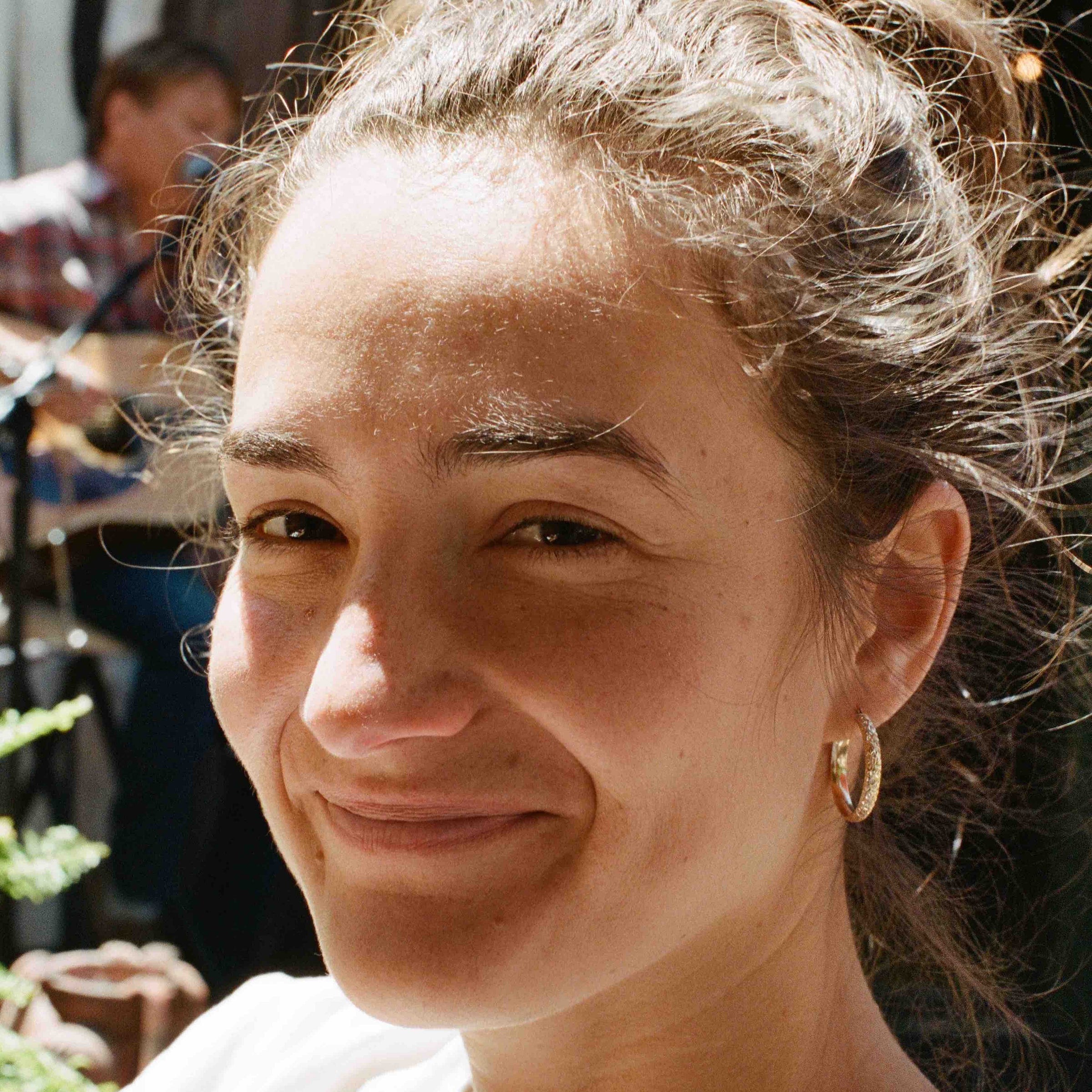 Sarah Phoenix – Medium