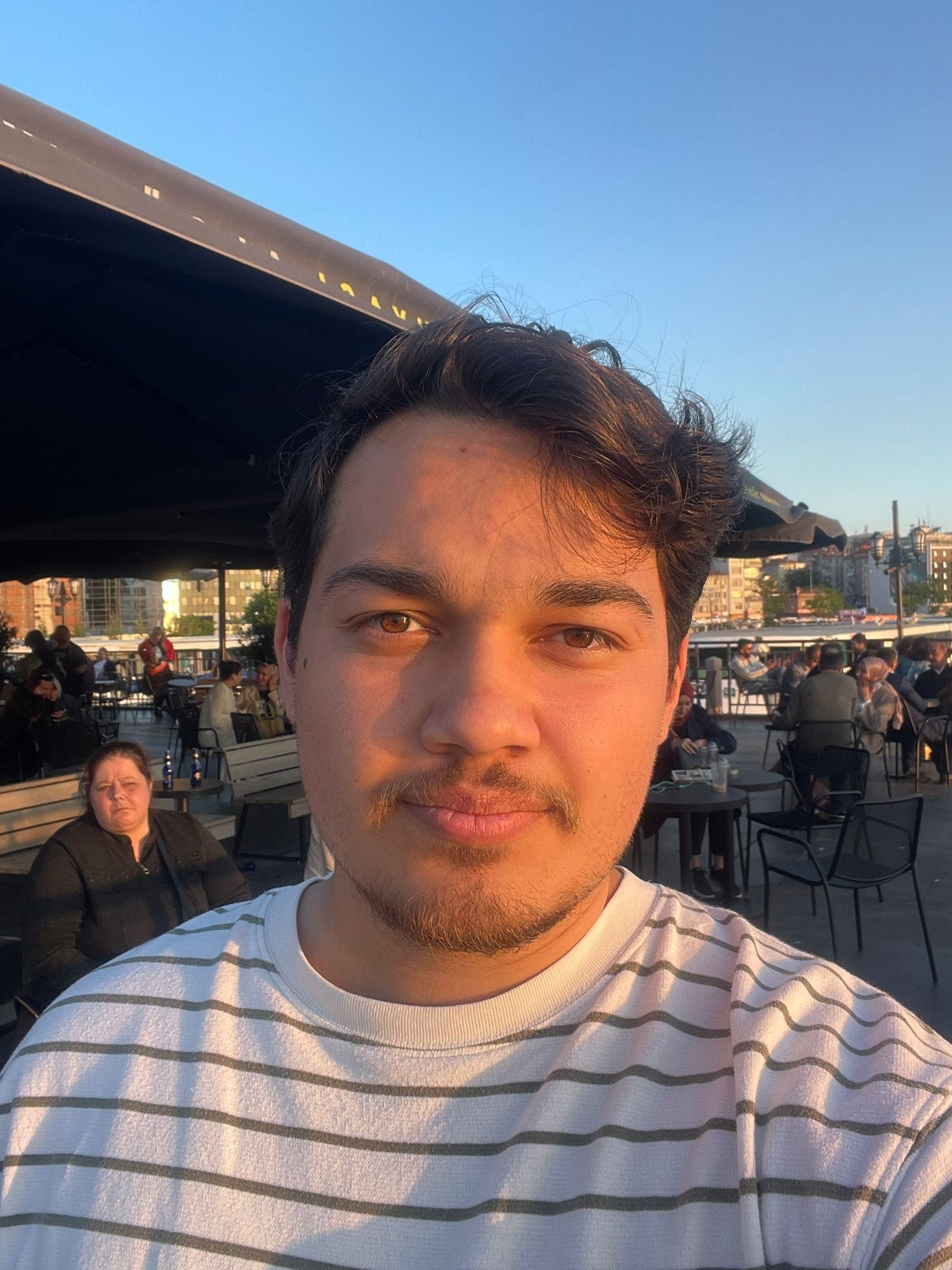 Enes Emre Yaşar – Medium