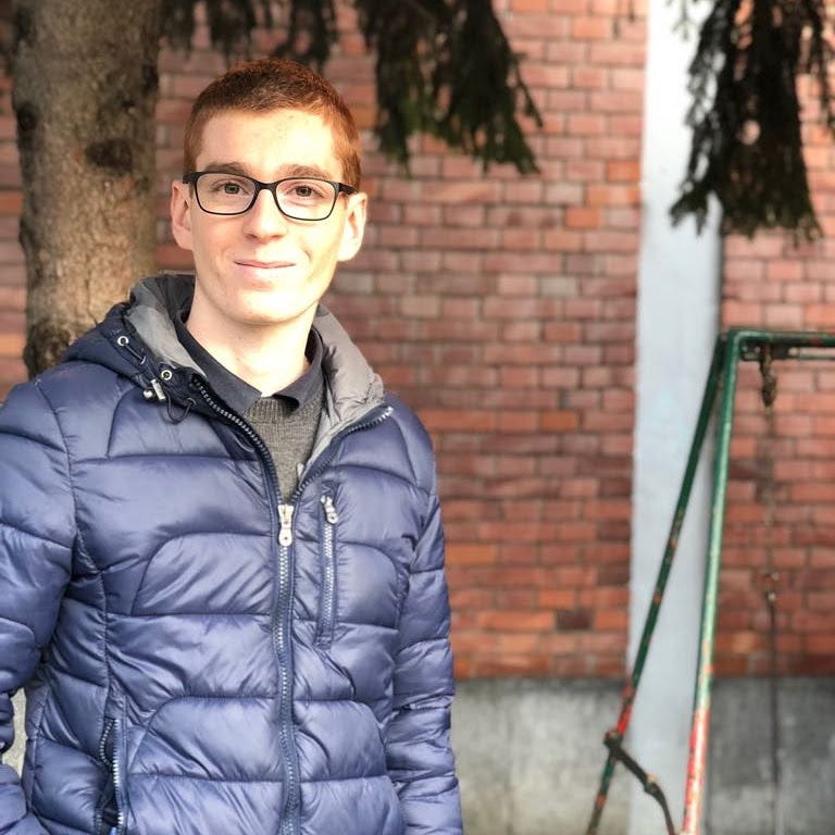 Andrea Ragazzo – Medium