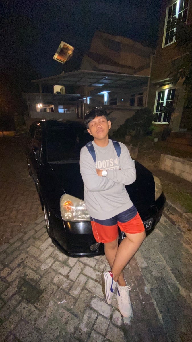 Ignas Refian – Medium