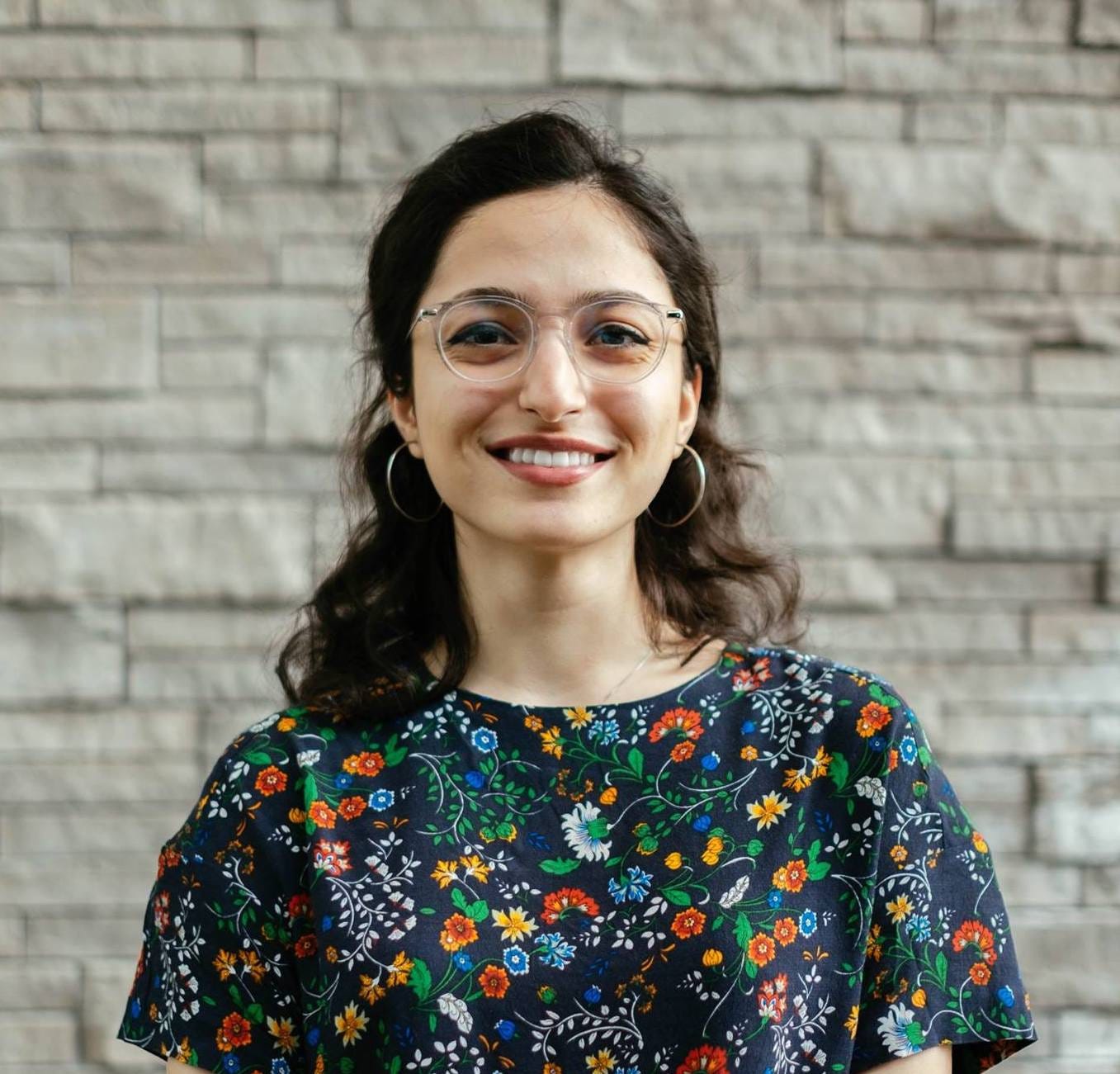 Nikoo Aghaei – Medium